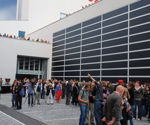 Le Centre d’art contemporain DOX | Avantgarde Prague